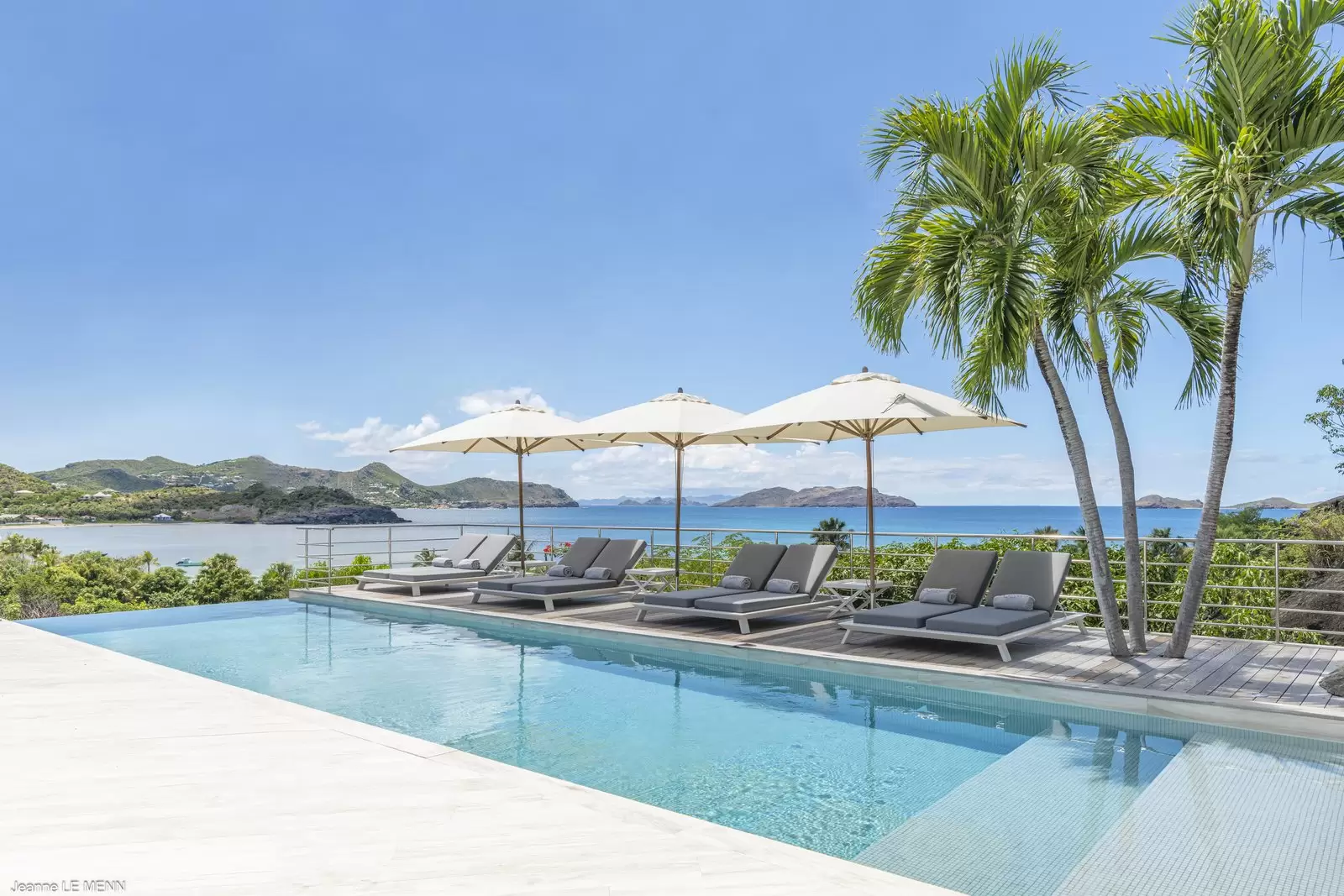 Le Barth Villas - Avenstar